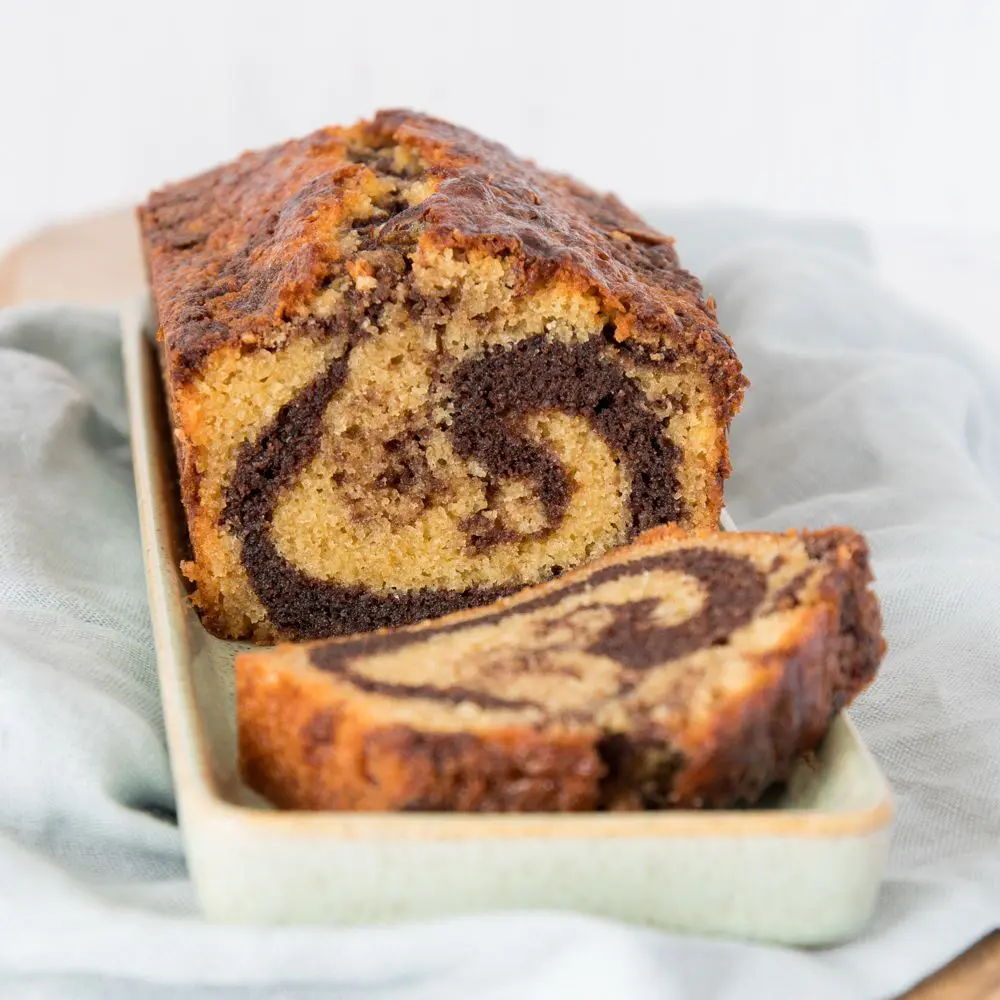Gemarmerde amandelcake - Laura's Bakery