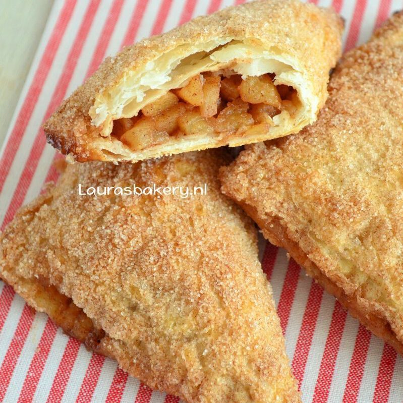 Appelflappen - Laura's Bakery