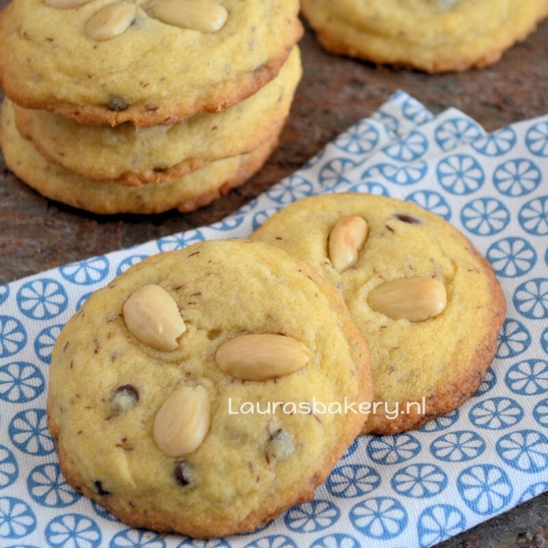 Amandel chocolate chip koekjes - Laura's Bakery