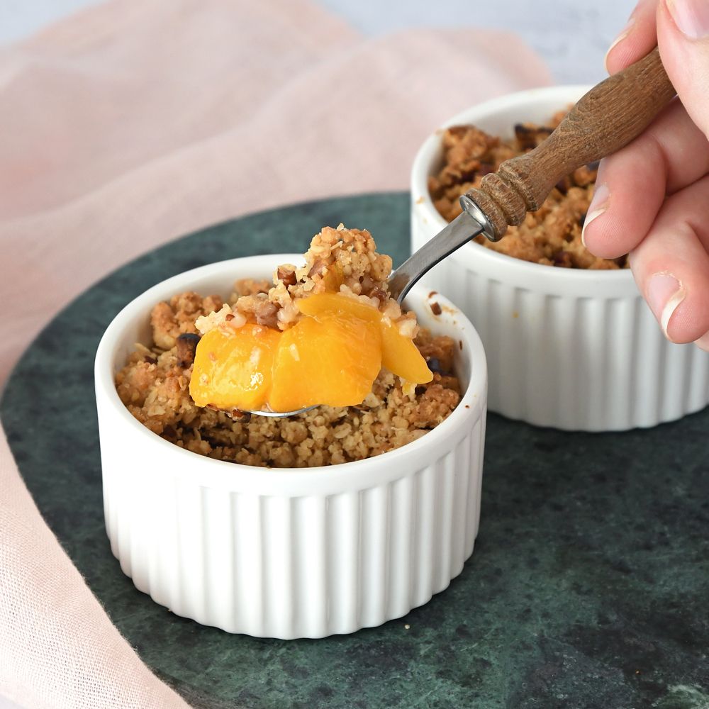 Perzik-pecan crumble - Laura's Bakery