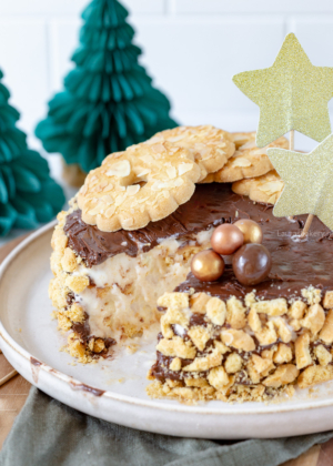 Dame blanche ijstaart met kerstkransjes - Laura's Bakery