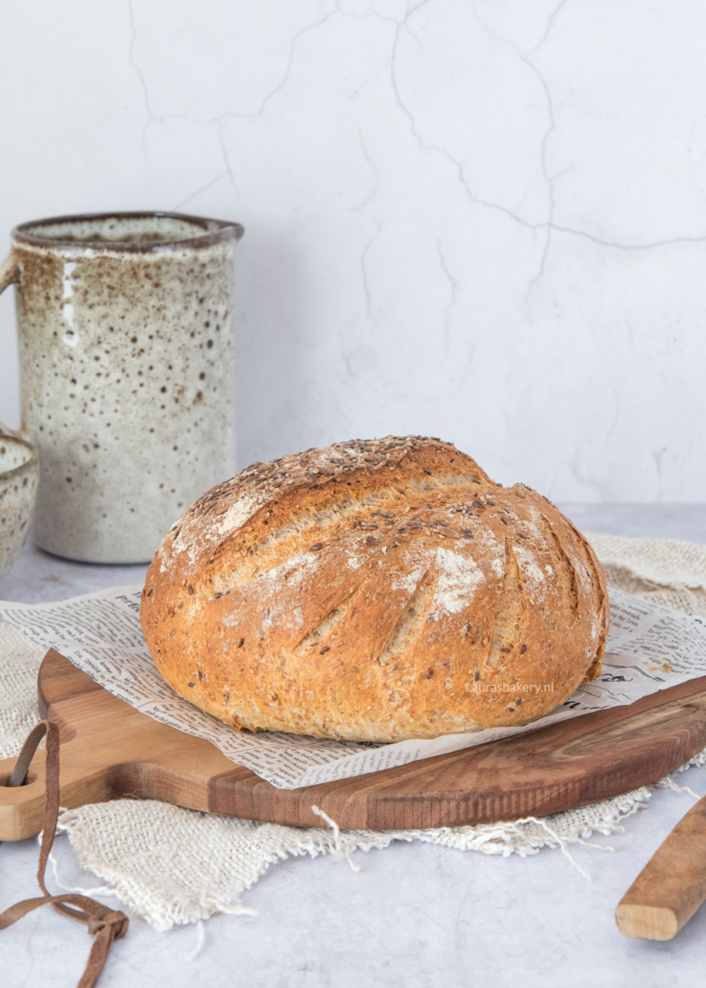 Volkorenbrood bakken met zaden en pitten - Laura's Bakery Volkorenbrood bakken met zaden en pitten - Laura's Bakery